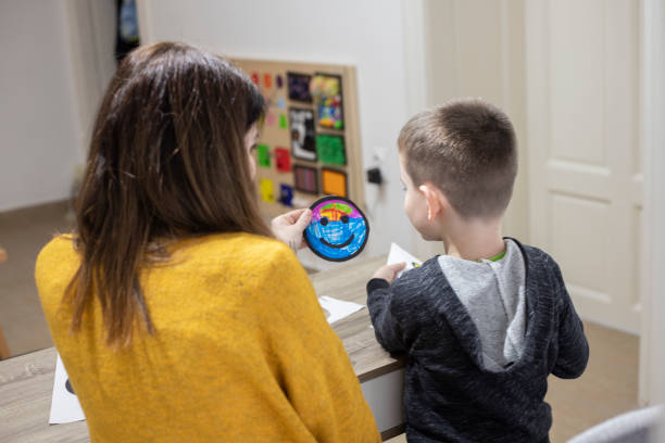 Applied Behavior Analysis: What Is It and How Does It Work? - At-Home ...